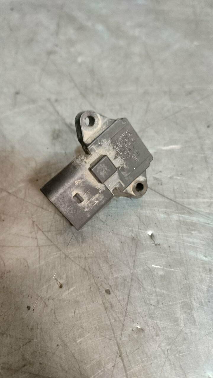 Датчик абсолютного давления Volkswagen Polo 4 2003 03D906051