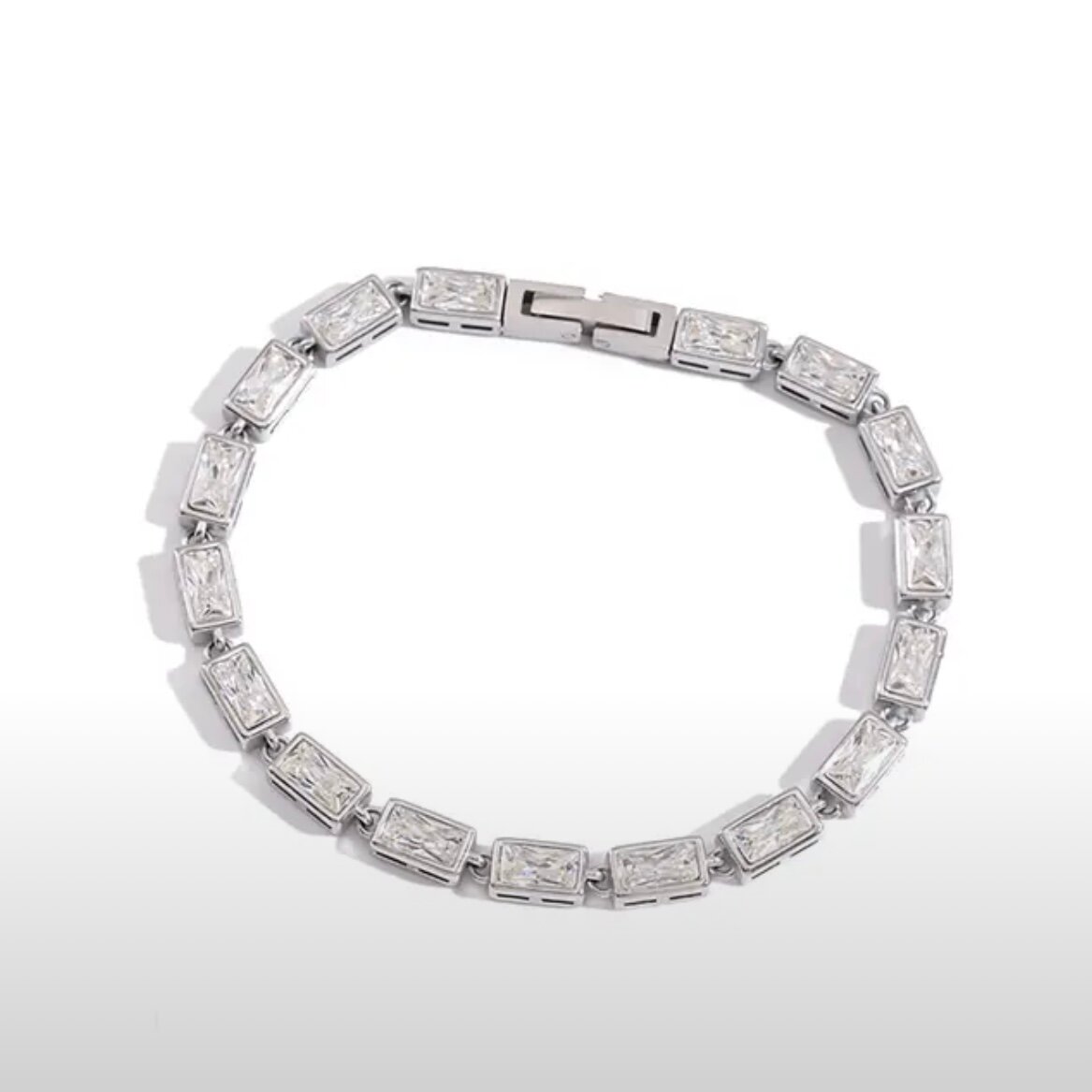Теннисный браслет, фианит, Swarovski Zirconia, циркон синтетический
