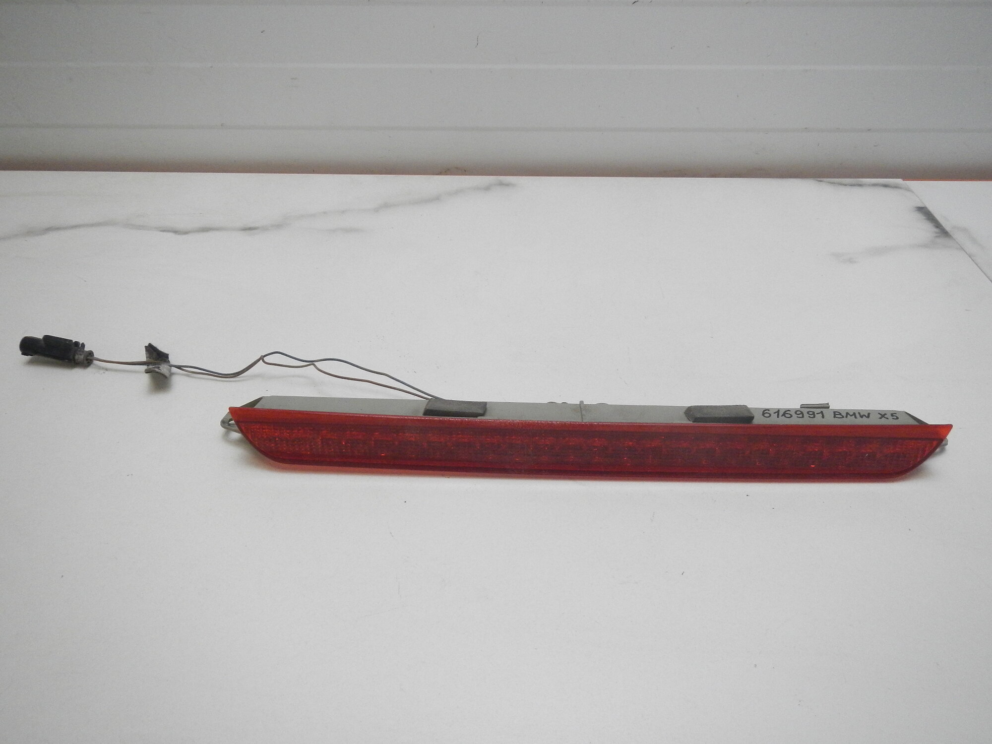 Б/У Фонарь задний (стоп сигнал), BMW (БМВ)-X5 (E53) (99-06) BMW X5 (E53) (99-06) Повреждено стекло, сломан крепление кор...