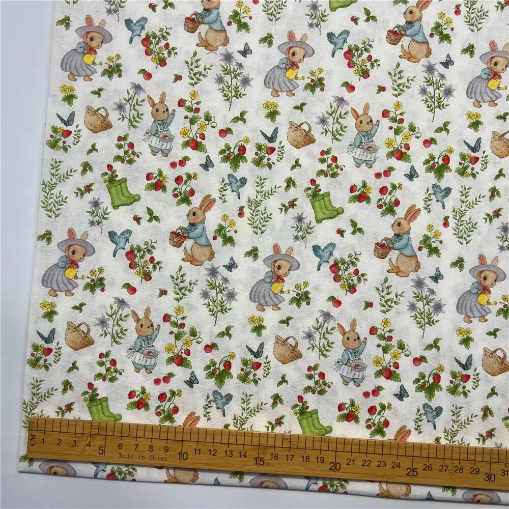 Ткань хлопковая 0.5yd (45x110cm), принт зайчики, цвет 1443
