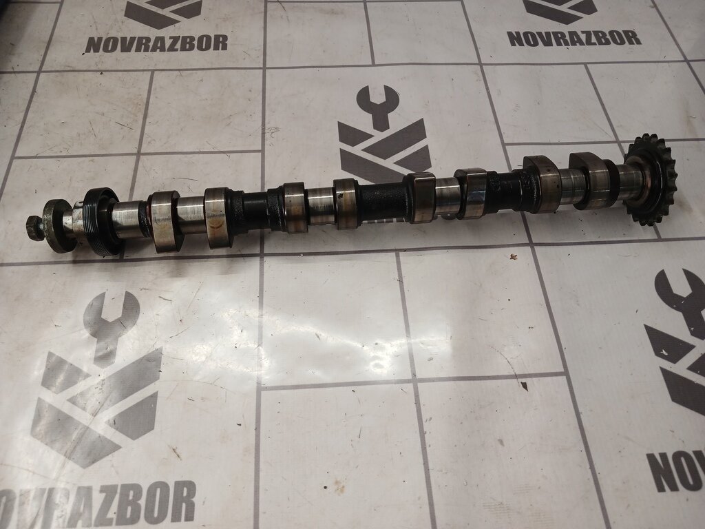 Распредвал выпускной VW Passat B5 96-00