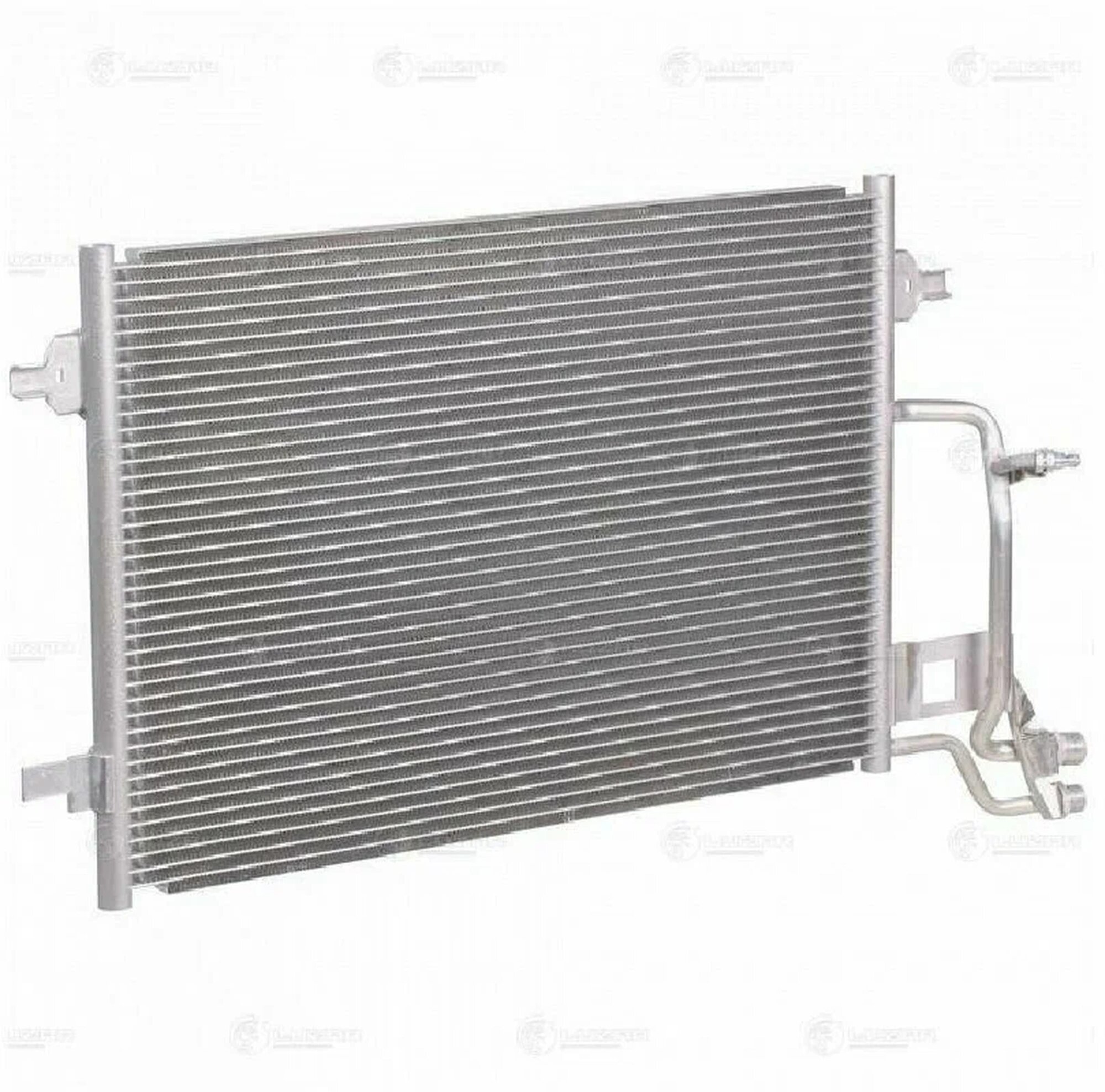 Радиатор кондиц. для а/м VW Passat B5 (96-) (LRAC 1812), LUZAR LRAC1812