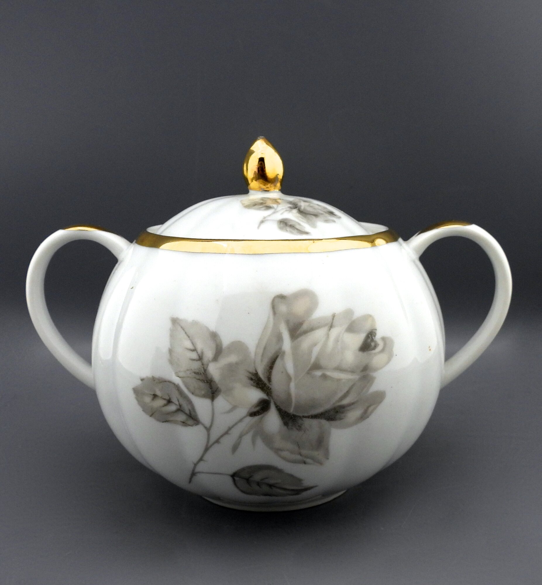 Сахарница "Серая роза" тонкий фарфор Дулево СССР