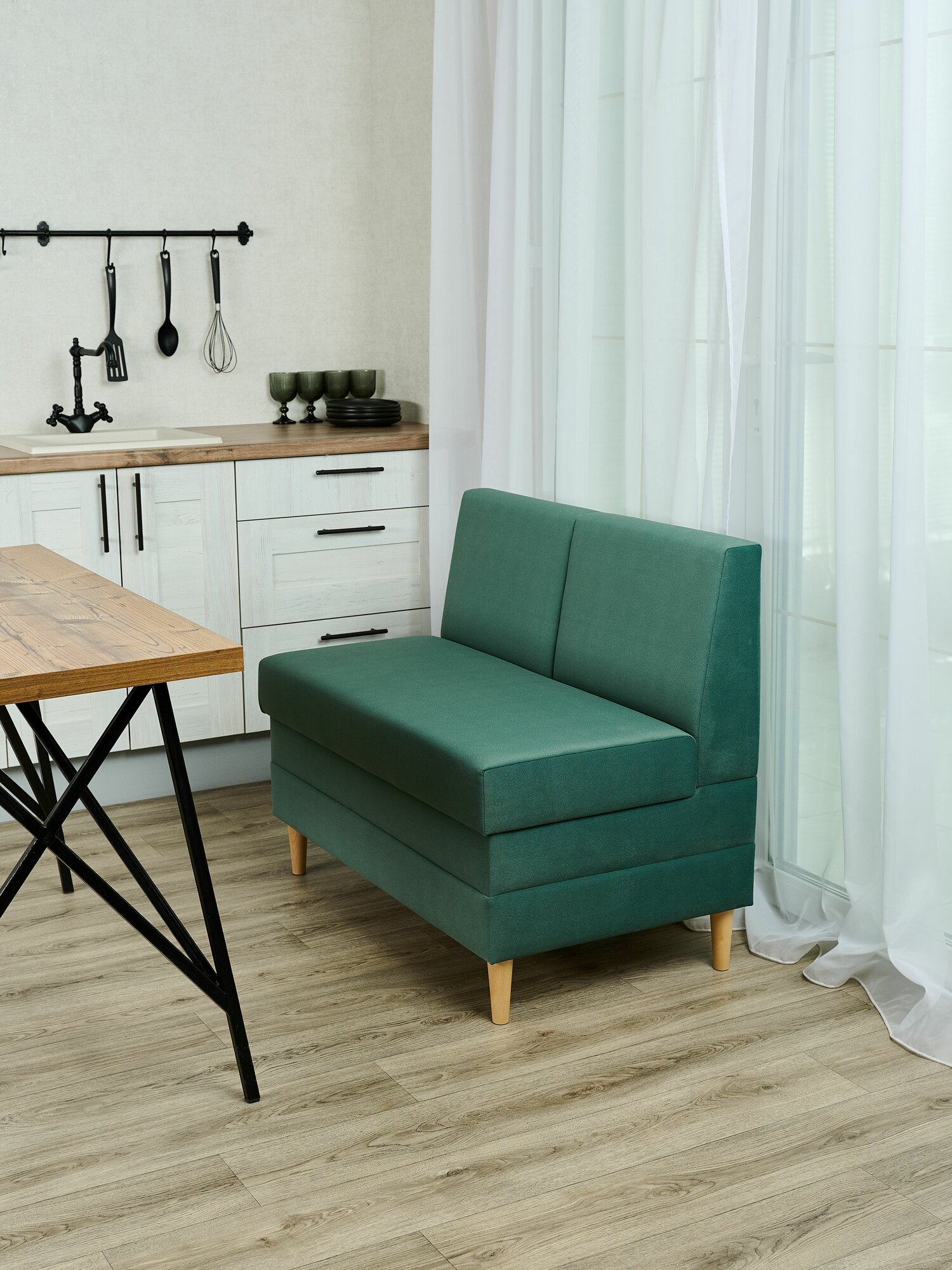 Диван прямой с ящиком Цезерио. 100*59*82 см, изумрудный. На кухню, на балкон, в прихожую.