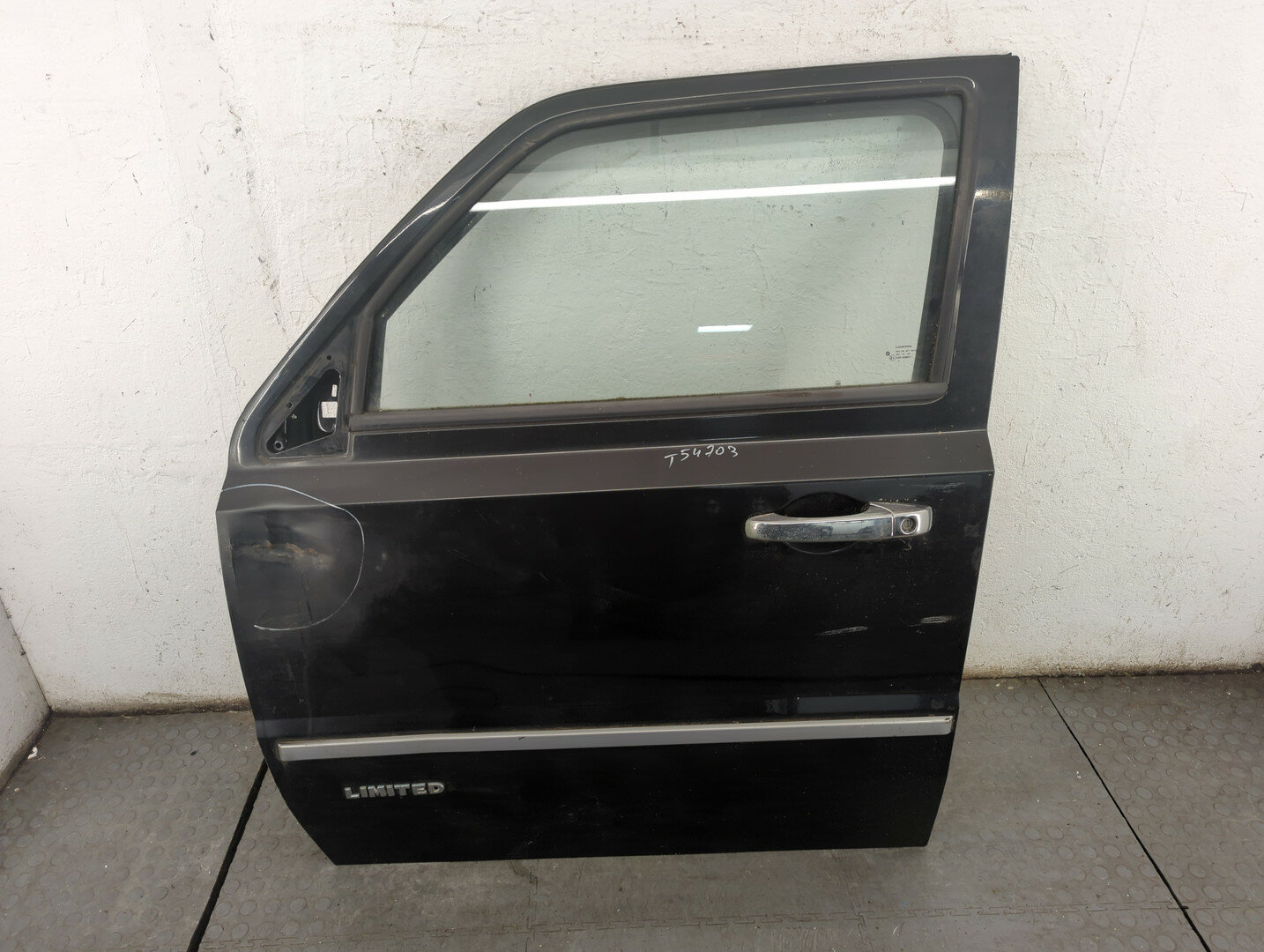 Дверь боковая (легковая) левая передняя Jeep Patriot Б/У
