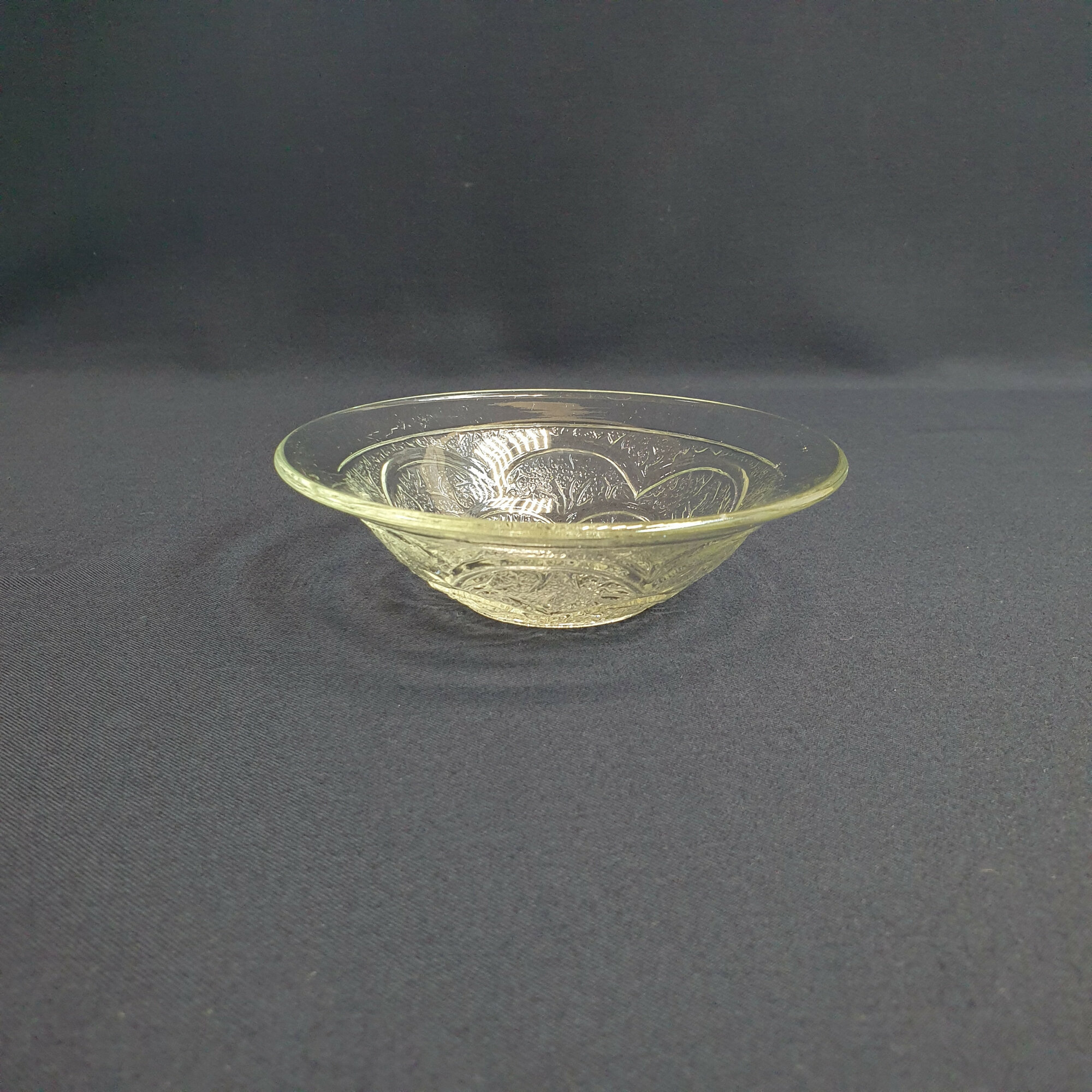 Конфетница, стекло 14 см, винтаж СССР