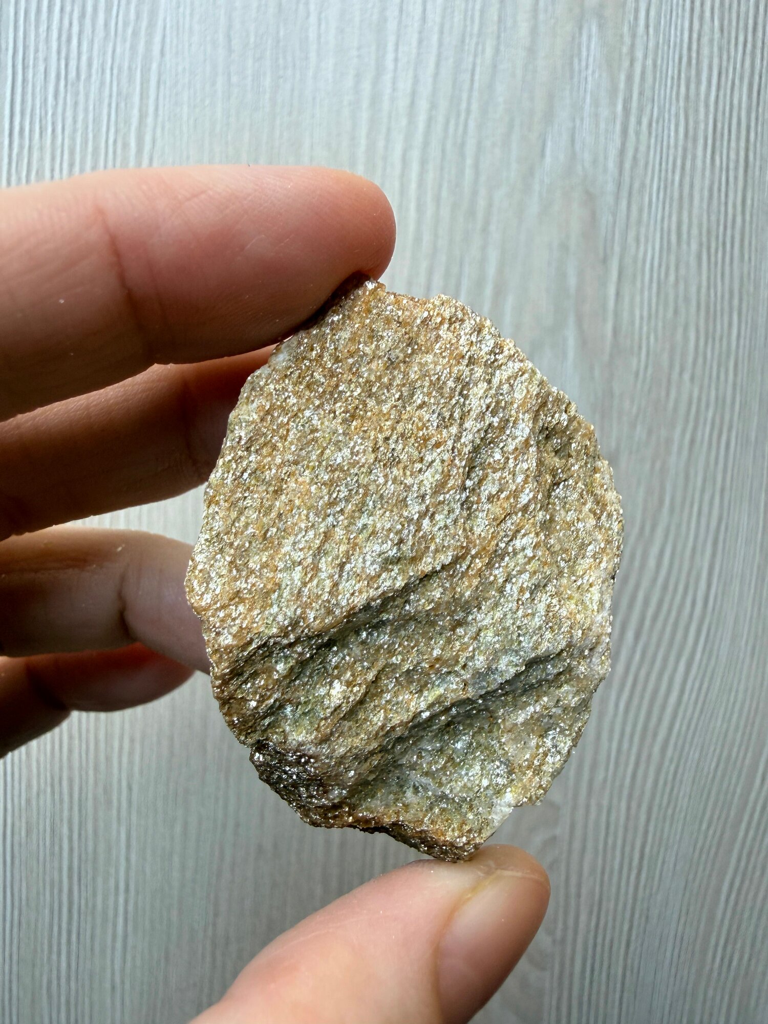 Кварцит-серицитовый сланец, златолит, образец для геологической коллекции, 45 гр