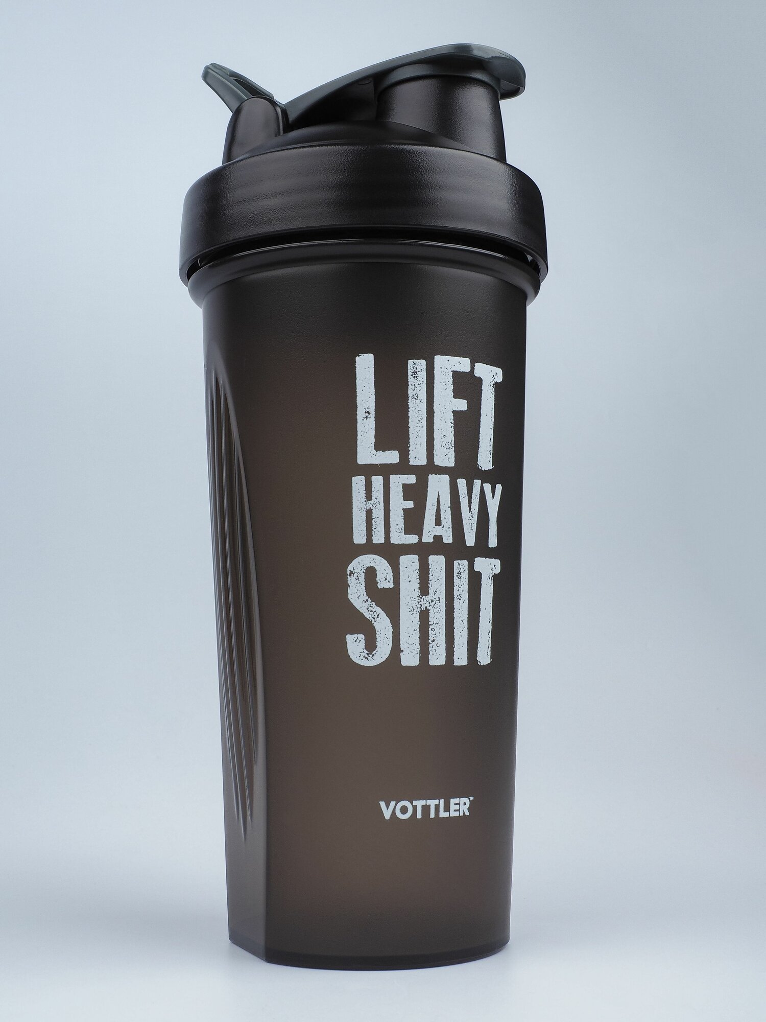 Шейкер для протеина коктейлей с венчиком 600 мл VOTTLER черный