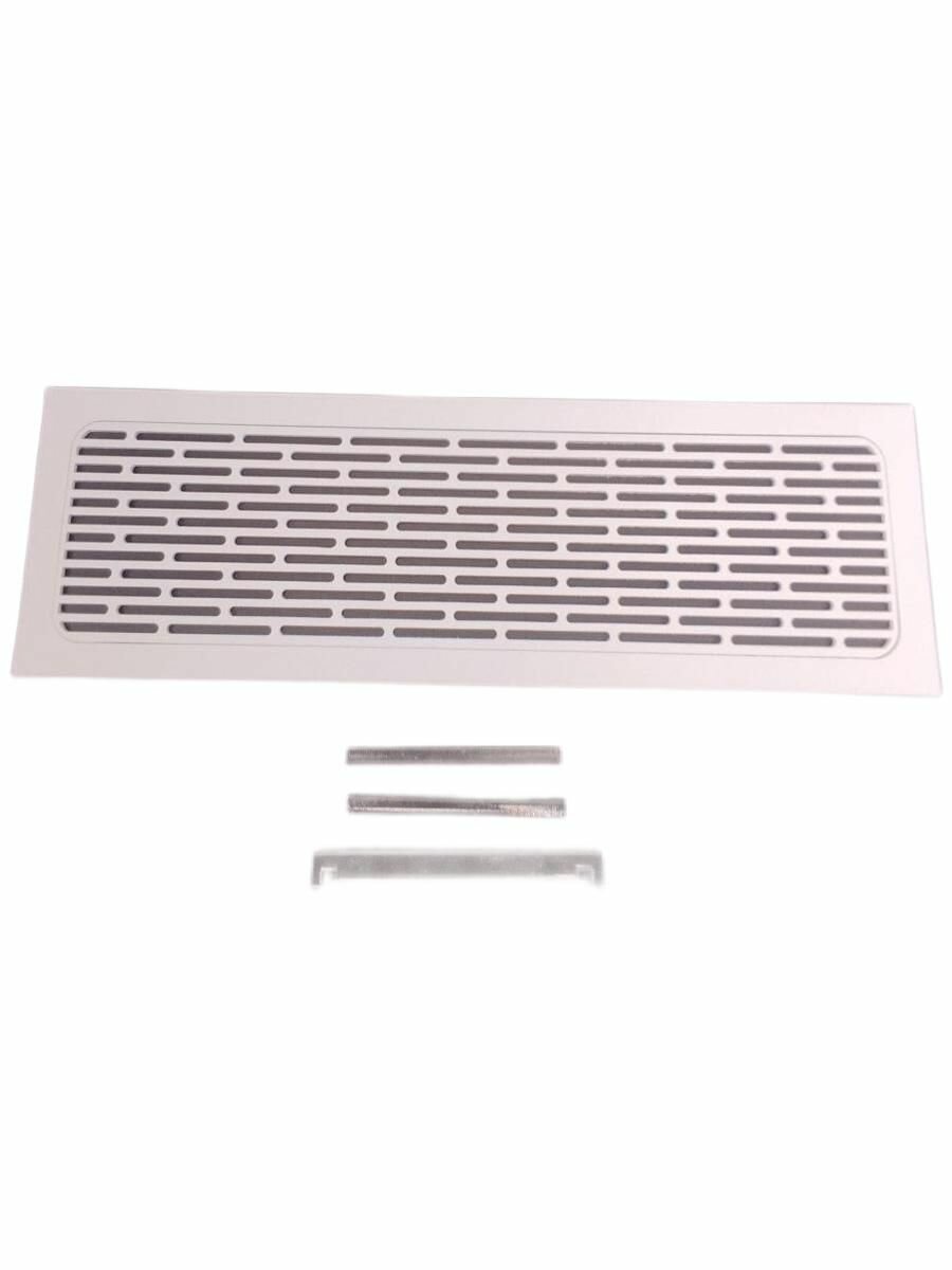 Решетка пластиковая прямоугольная белая (Полосы) 236*46 мм