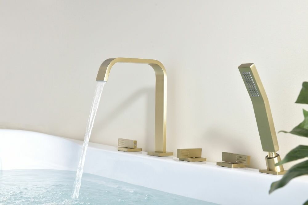 01133-S Смеситель на борт ванны (5-отв, Мат. Золото) GANZER