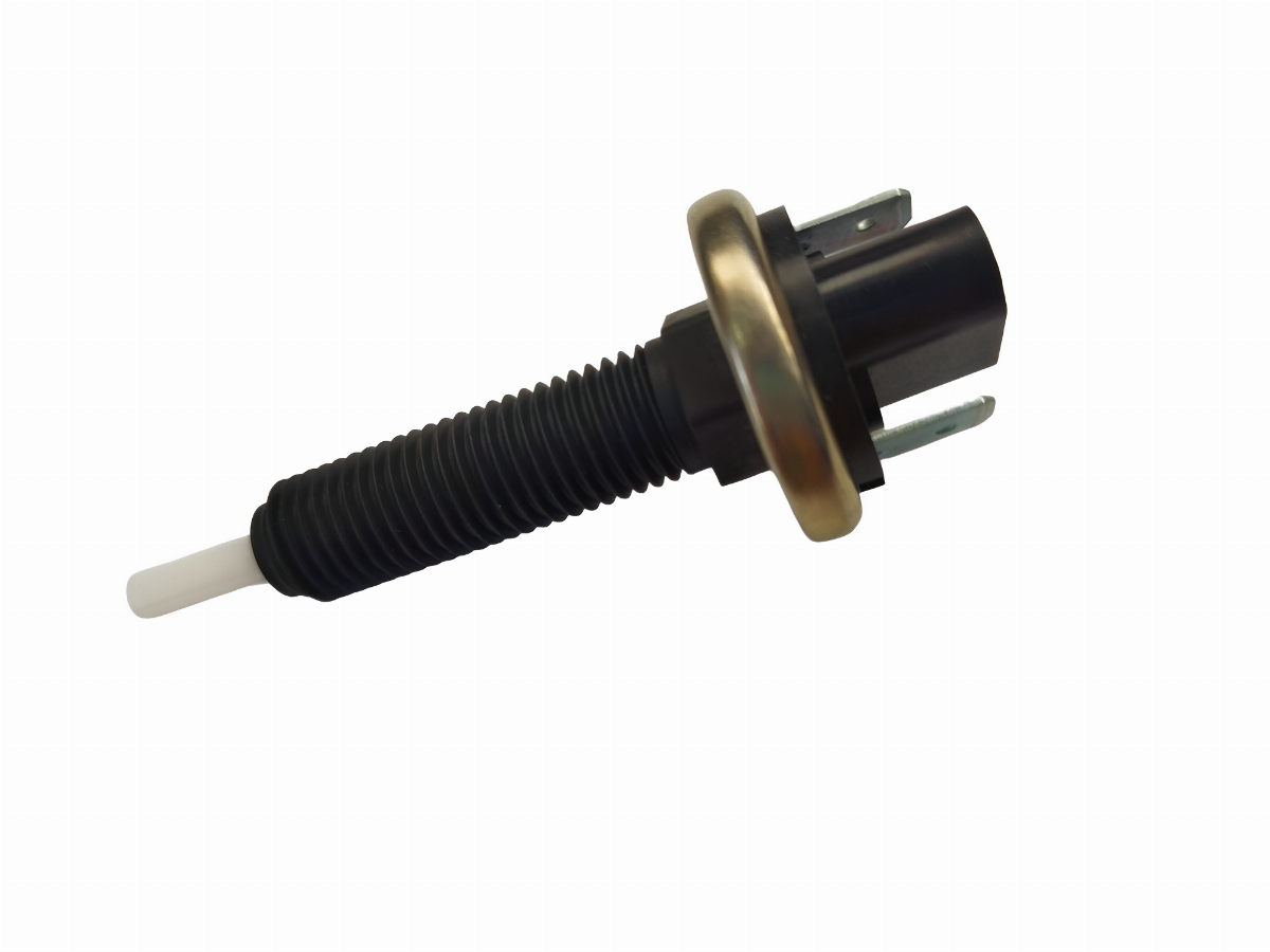 Выключатель стоп-сигнала УАЗ/КАМАЗ 19.3720 (ЭМИ)