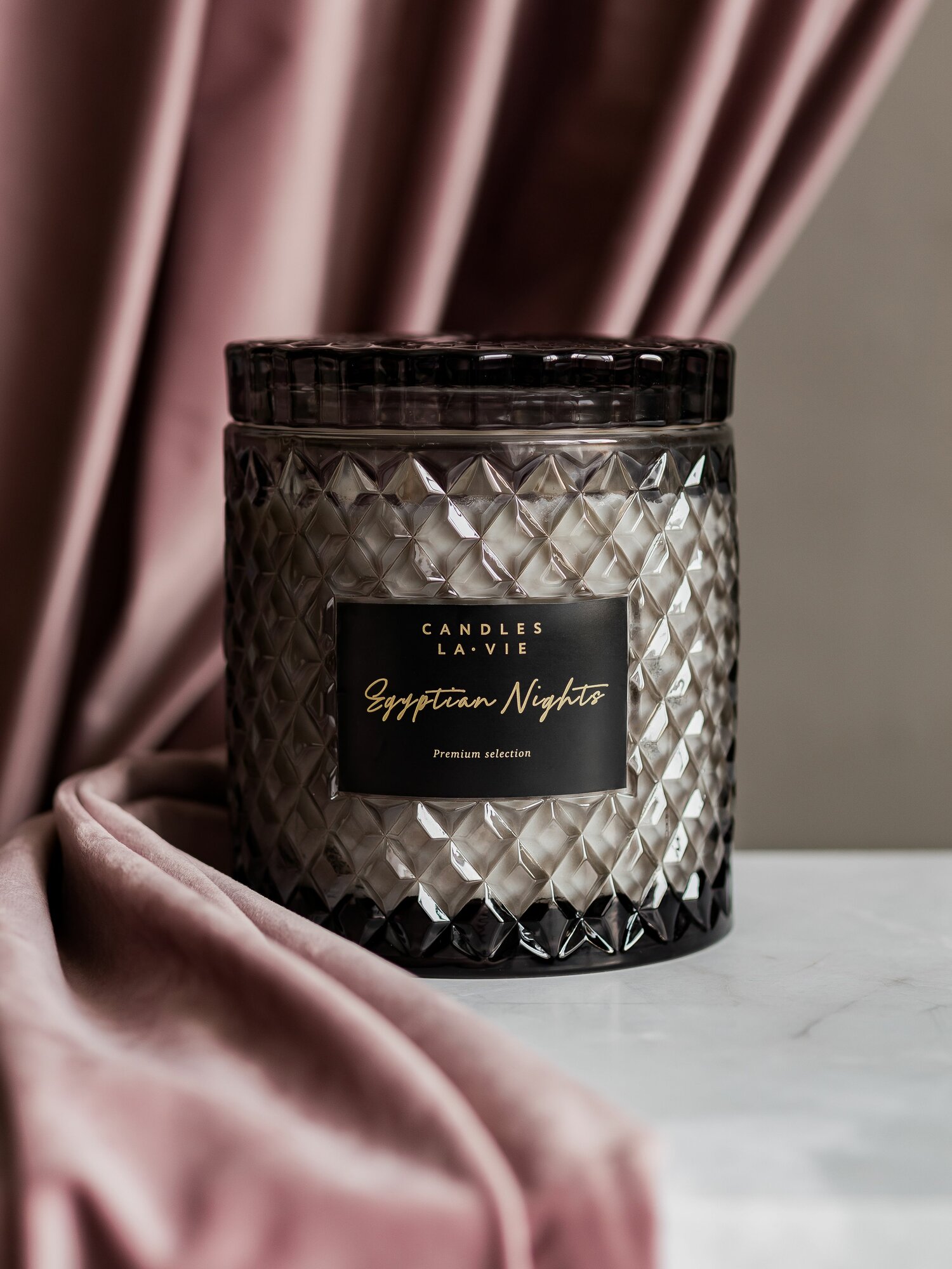 Свеча ароматическая ручной работы из соевого воска и премиум масел с восточным ароматом Египетские ночи