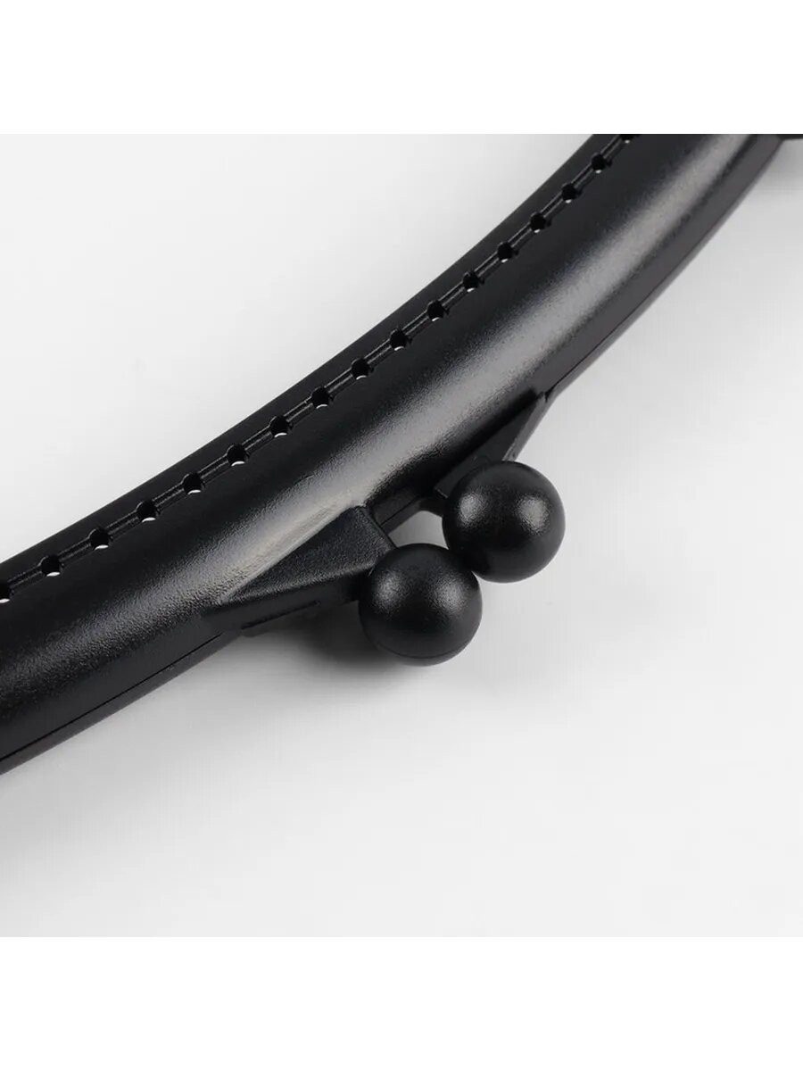 Элегантный пришивной фермуар для украшений