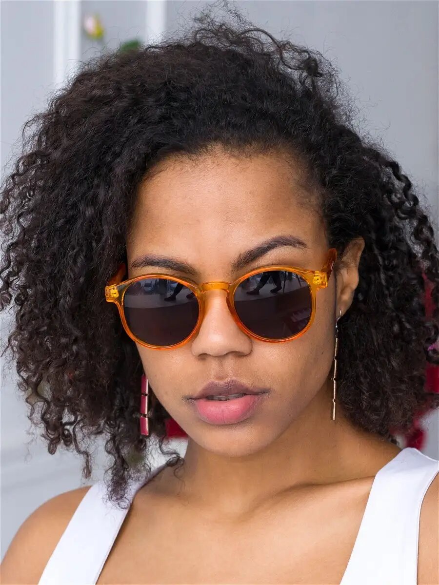 Солнцезащитные очки