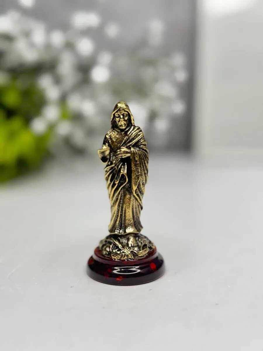 Декоративная фигурка и статуэтка Иисуса Христа