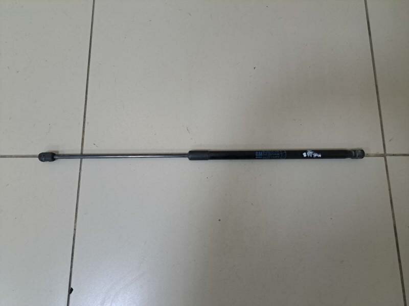 Амортизатор двери багажника Opel Corsa D 2006-2015