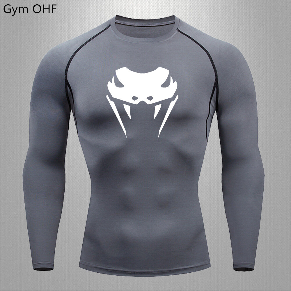 Костюм спортивный