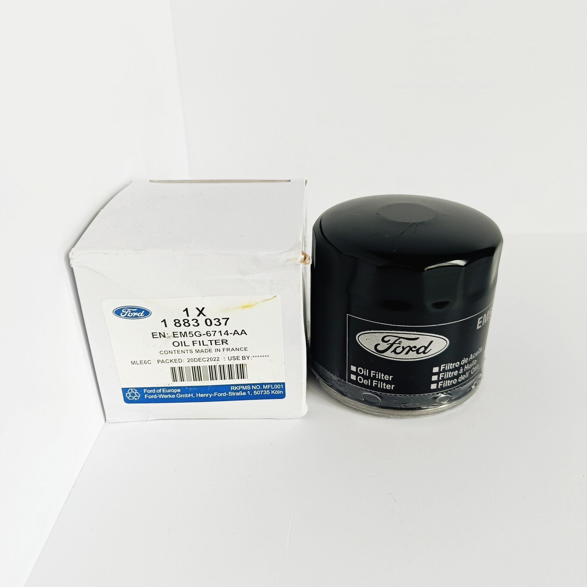 Фильтр масляный Ford 1883037 для Fiesta, Focus, Fusion, Mondeo, Galaxy и др. / Mazda / Volvo