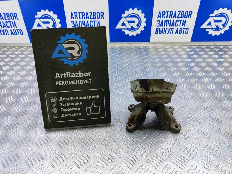 Б/У Кронштейн опоры двигателя левый Audi A6 C6 / Ауди A6 C6 3.1 AUK 256 Л.С 2006