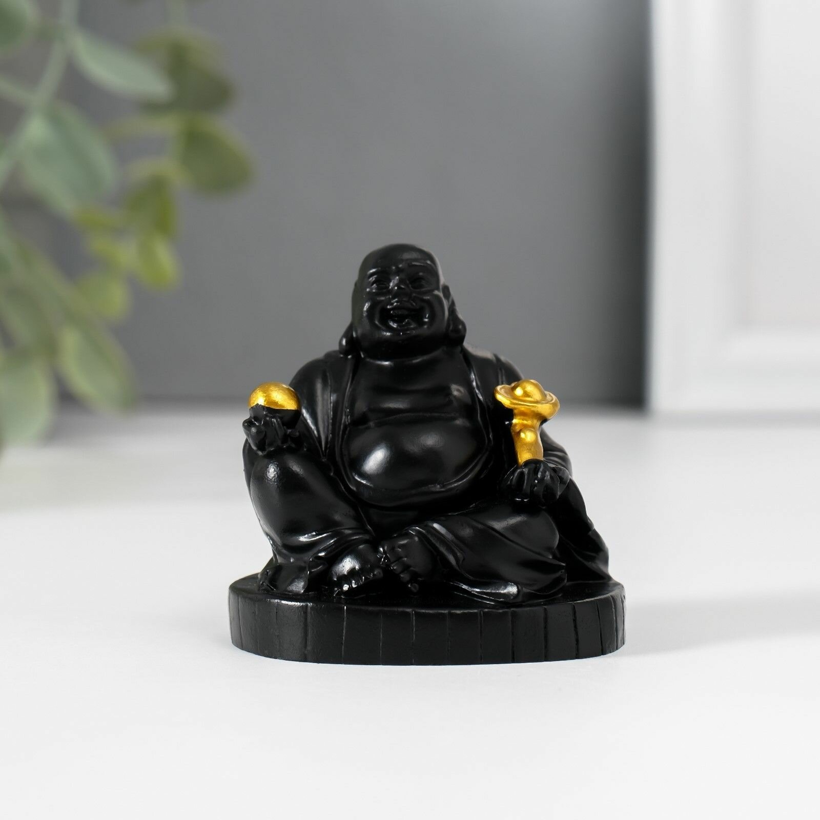 Сувенир нэцкэ полистоун "Хотей с золотым жезлом Жуи"