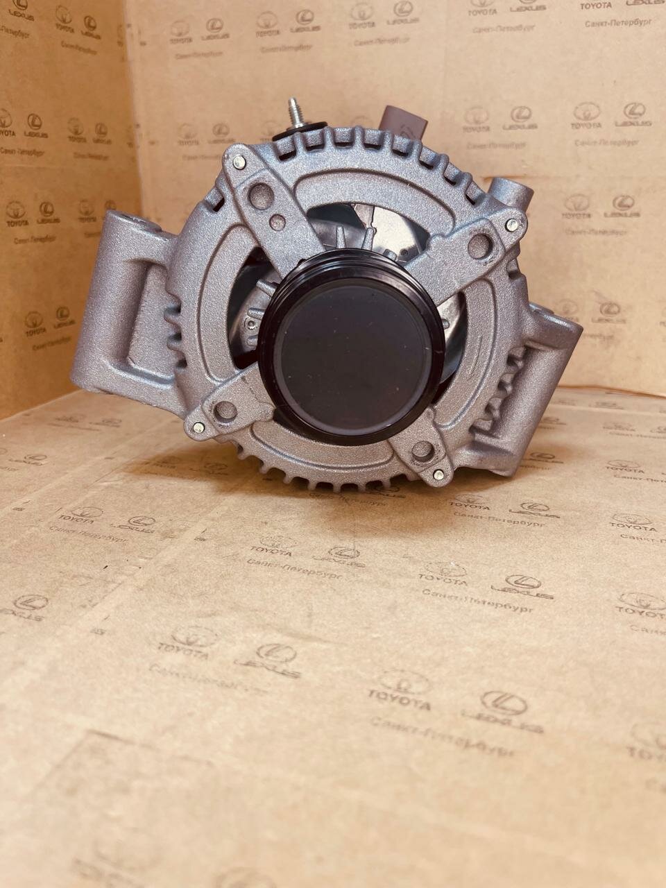 27060F2070 генератор Toyota Camry 70 RAV4 оригинальный
