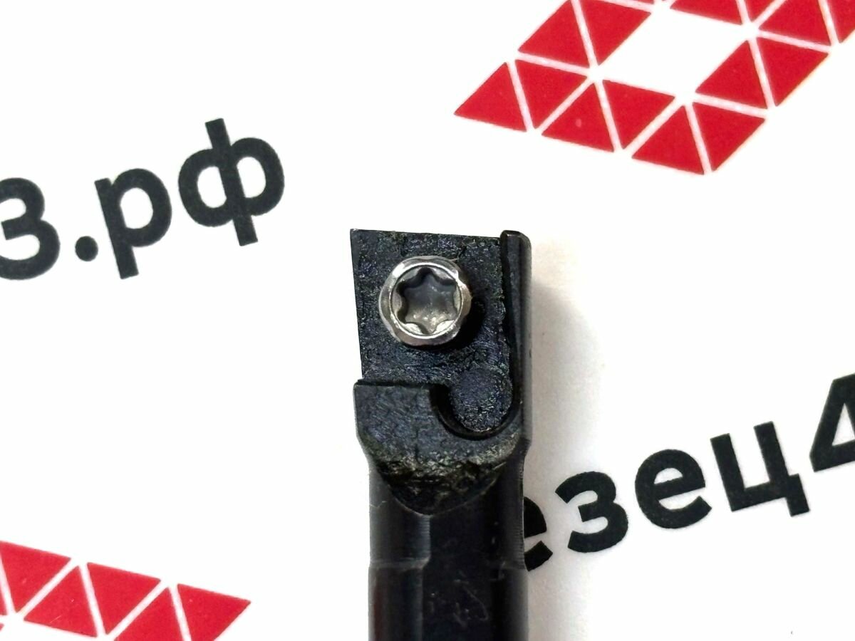 Резец внутреннего точения S06H-SCLCR06