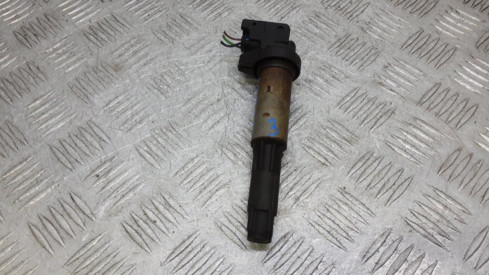 Катушка зажигания бензиновая BMW 1 E87, Номер 0221504100