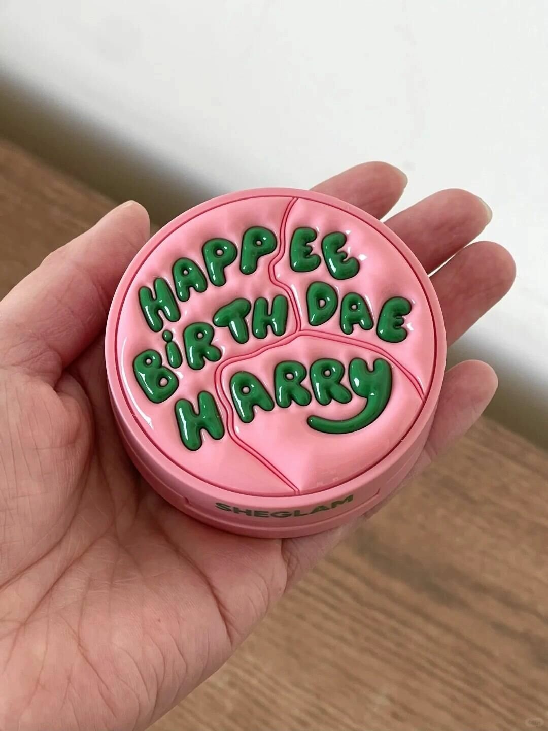 Румяна Harry Potter X SHEGLAM Happee Birthdae Harry Blush