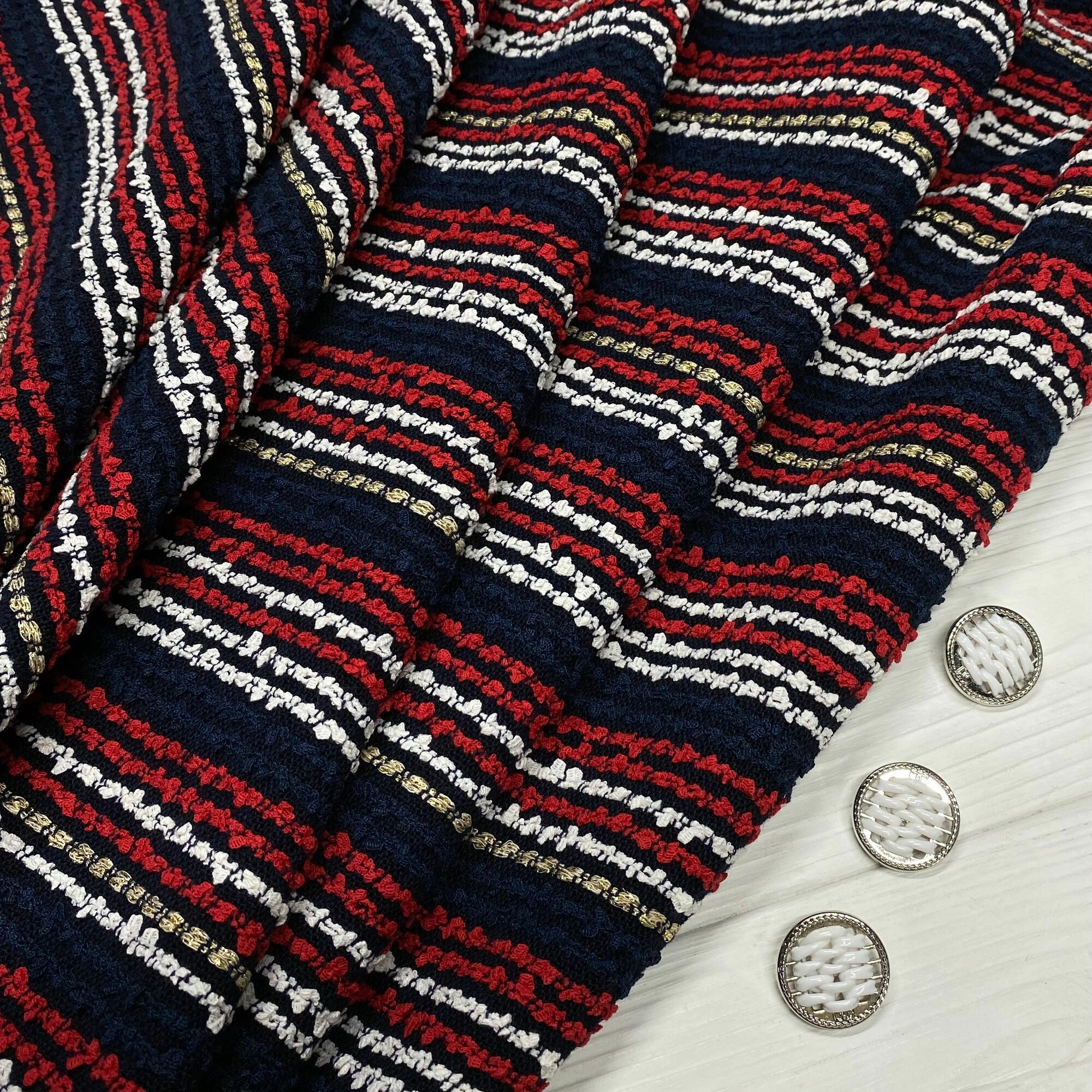 Букле хлопковое от Gu, ширина 150 см. Отрез 1.2 м