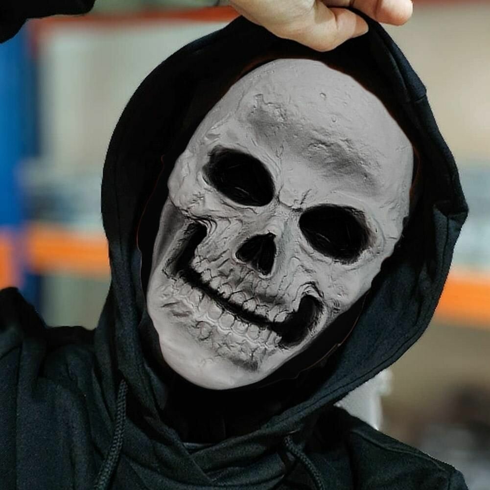 Страшная маска черепа на Хэллоуин