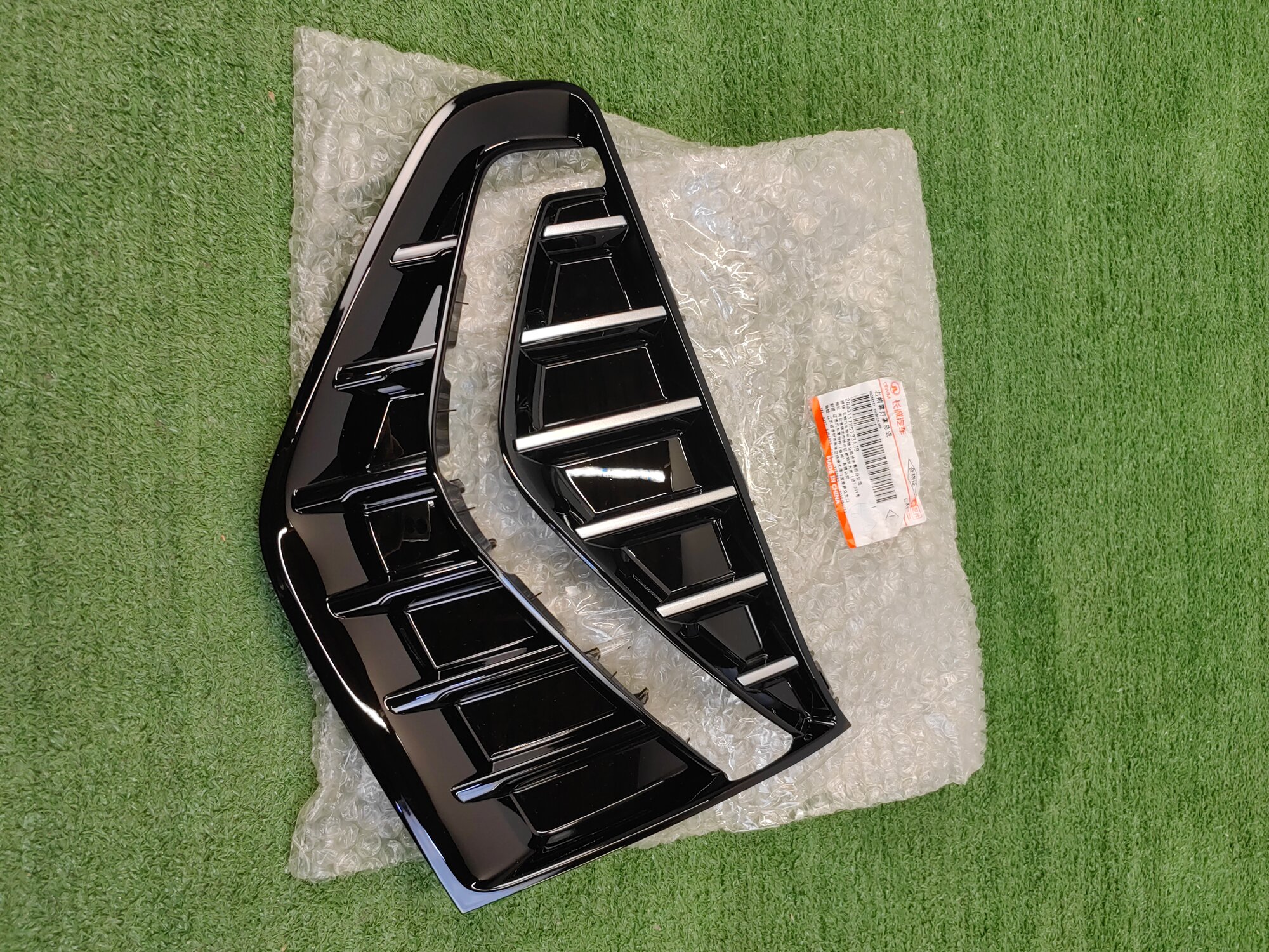 HAVAL Решетка переднего бампера правая Haval Jolion рестайлинг 2803117XST33AJ8