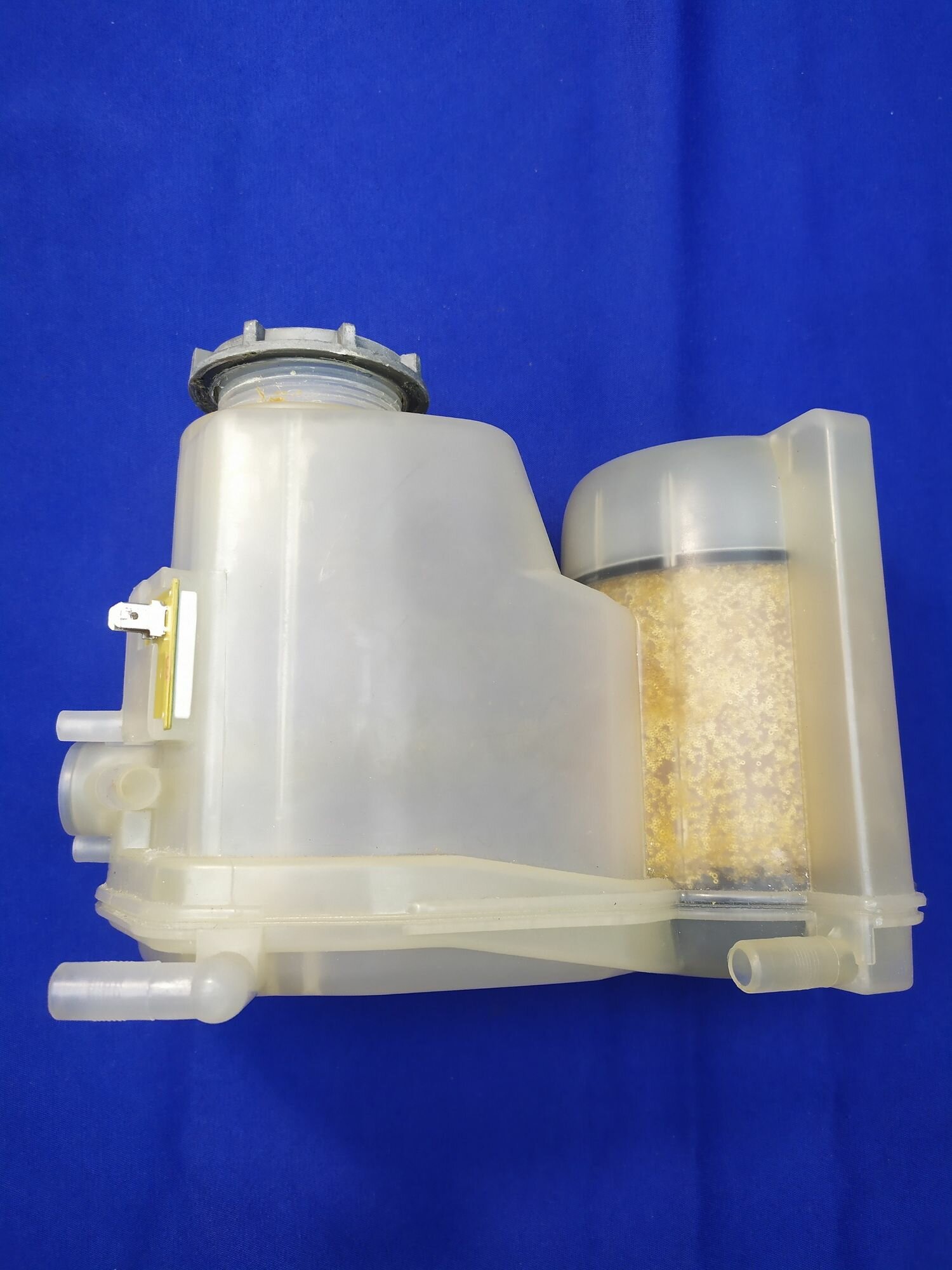 Ионизатор Бункер Бак для соли для ZWM 454WH Hansa Посудомоечная машина Другое арт. 14129