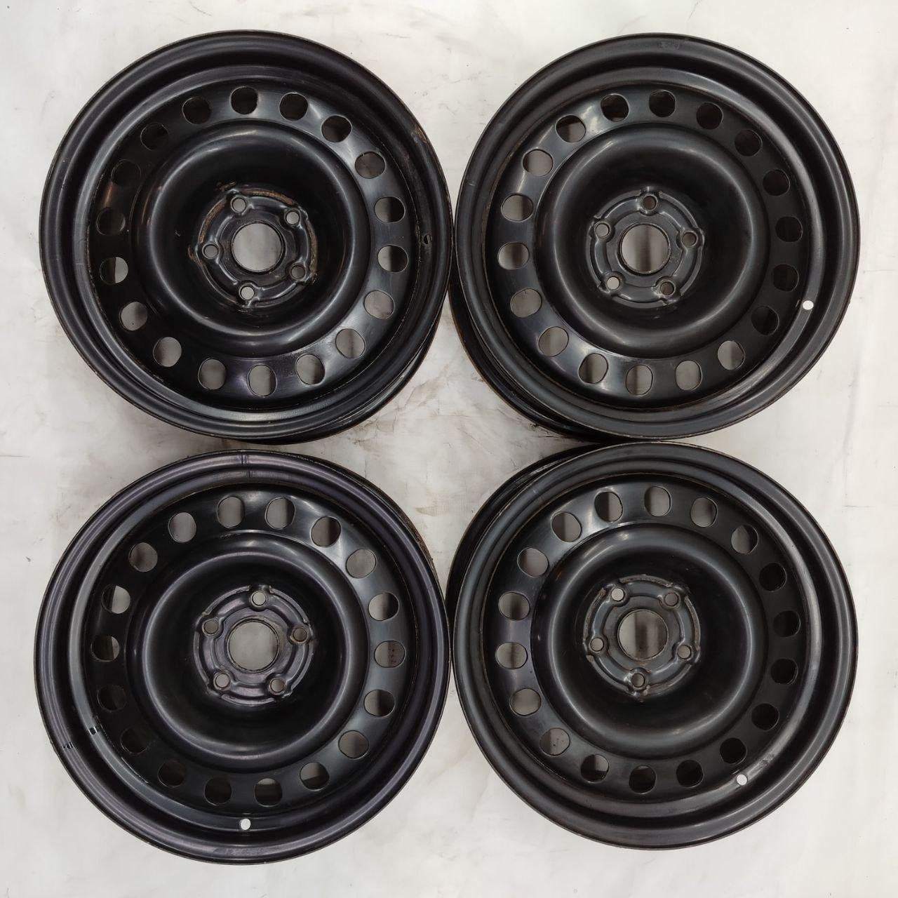 Комплект (4 шт) колесных дисков Штампованные 15x5.5 PCD 5x114.3 D67.1 ET47 (Реплика)
