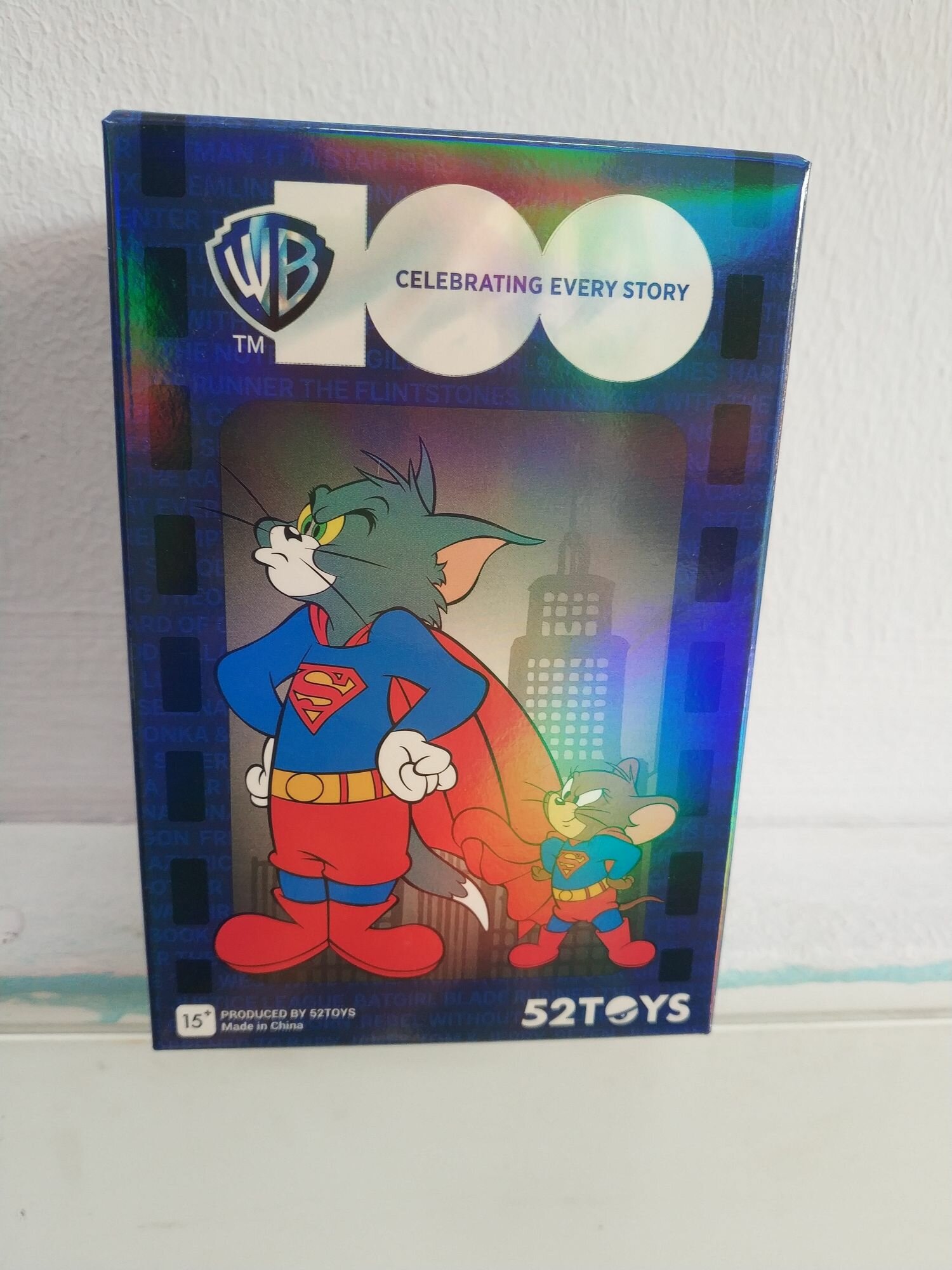 1 шт. TOM and JERRY，случайный， Коробка с сюрпризом，К 100-летию Уорнер Бразерс в сюрприз боксе
