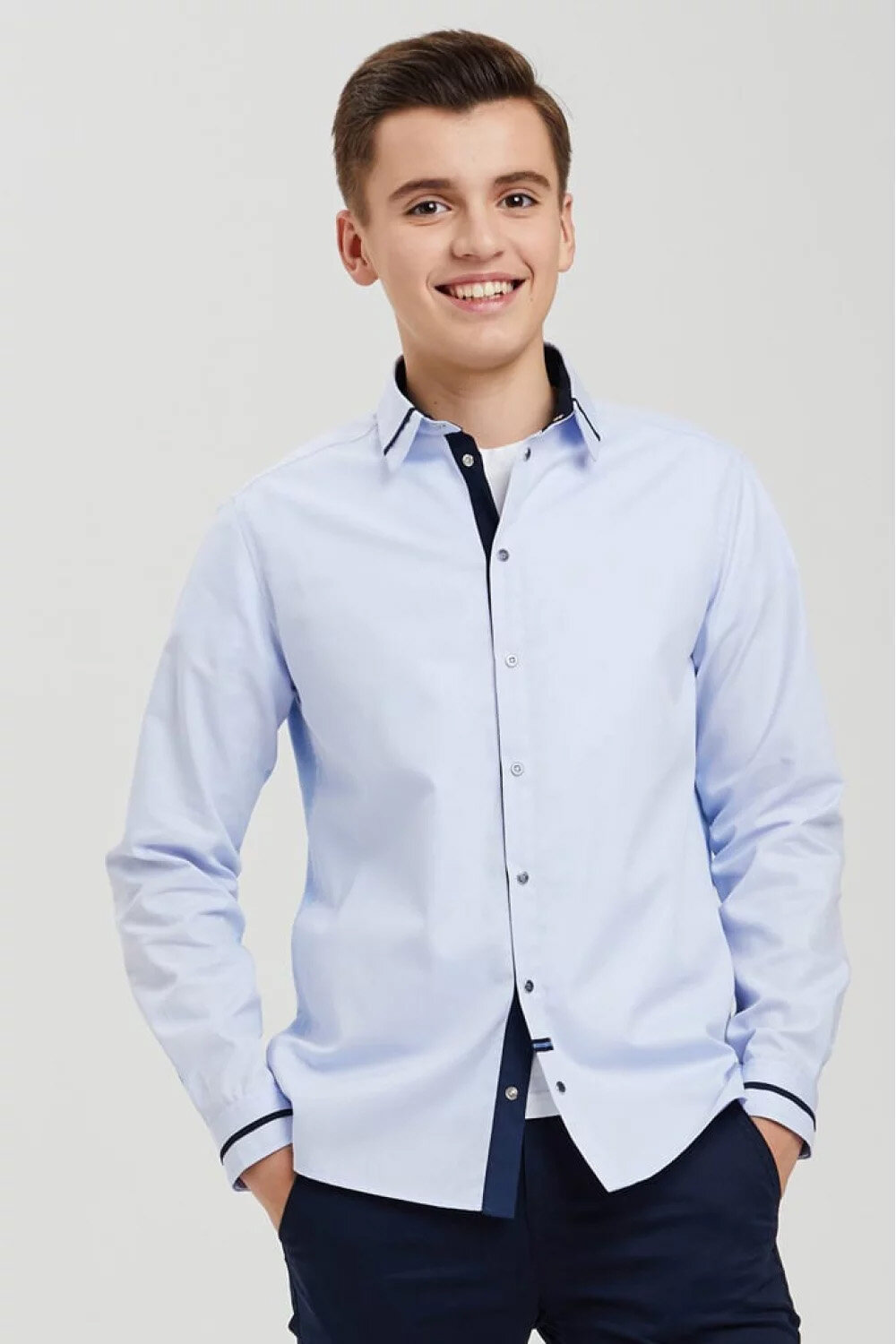 Школьная рубашка прямого кроя