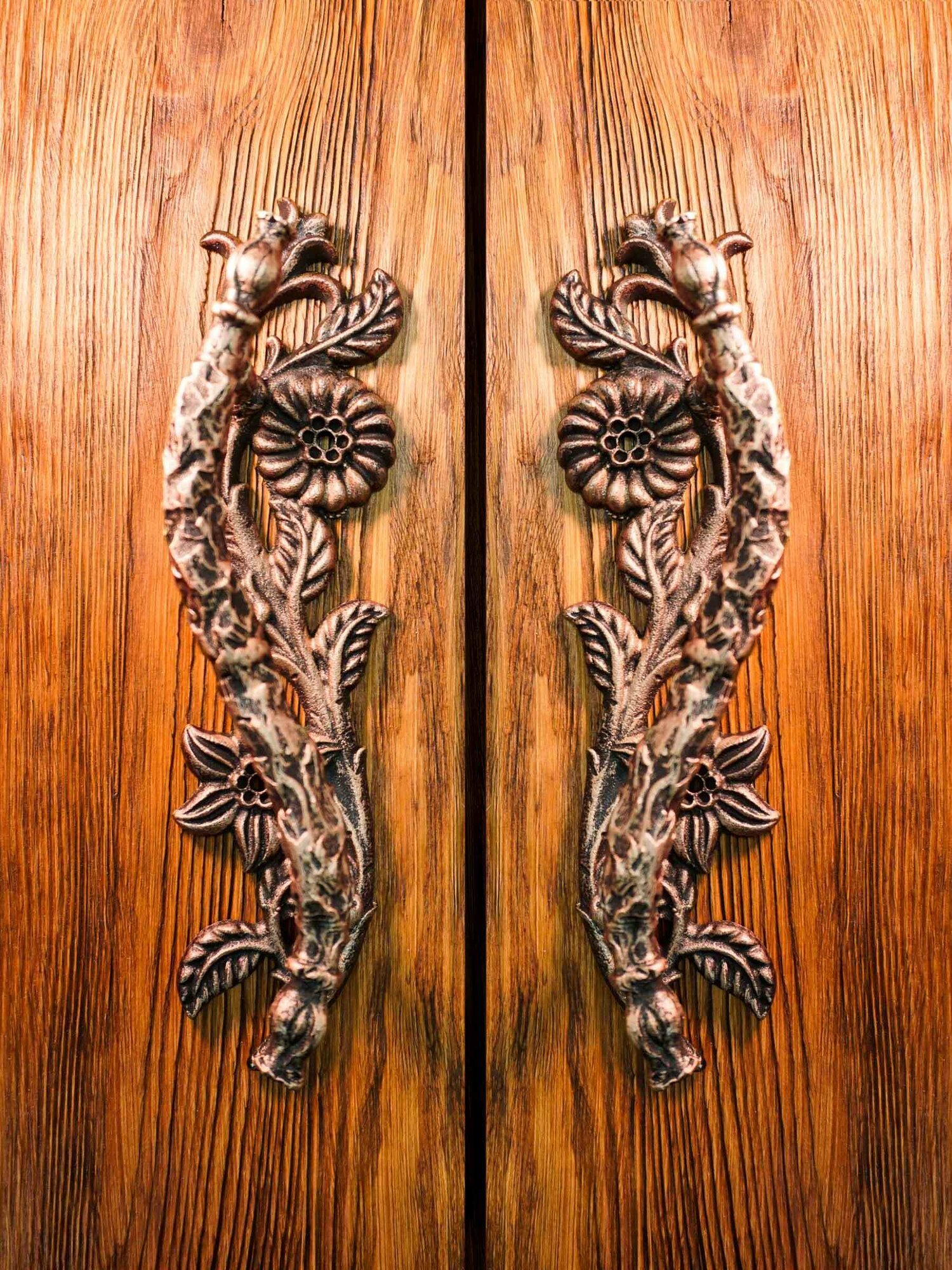 Ручки-скобы дверные кованые "Цветок" (в комплекте 2 шт.) цвет: медный/ ручка дверная межкомнатная/ ручка дверная для входной двери/ ручка для двери/ ручка металлическая/ ручка на калитку/ дверная ручка