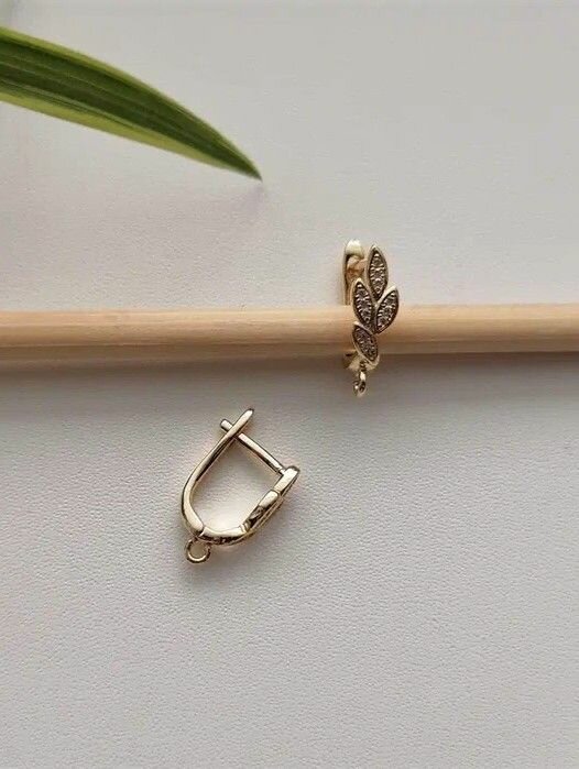 Швензы для сережек Листики английский замок с фианитами, позолота. 1 пара. Корейская фурнитура для бижутерии, украшений