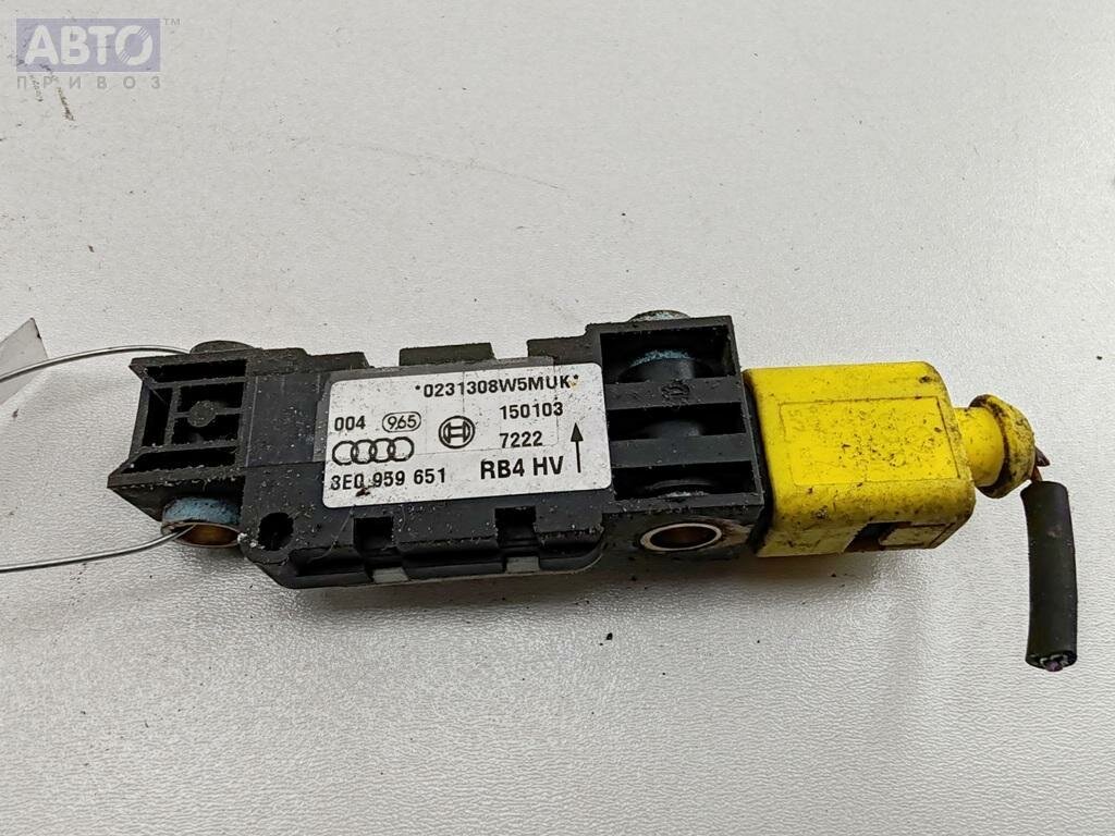 Датчик удара (Airbag) Audi A4 B6 (2001-2004)