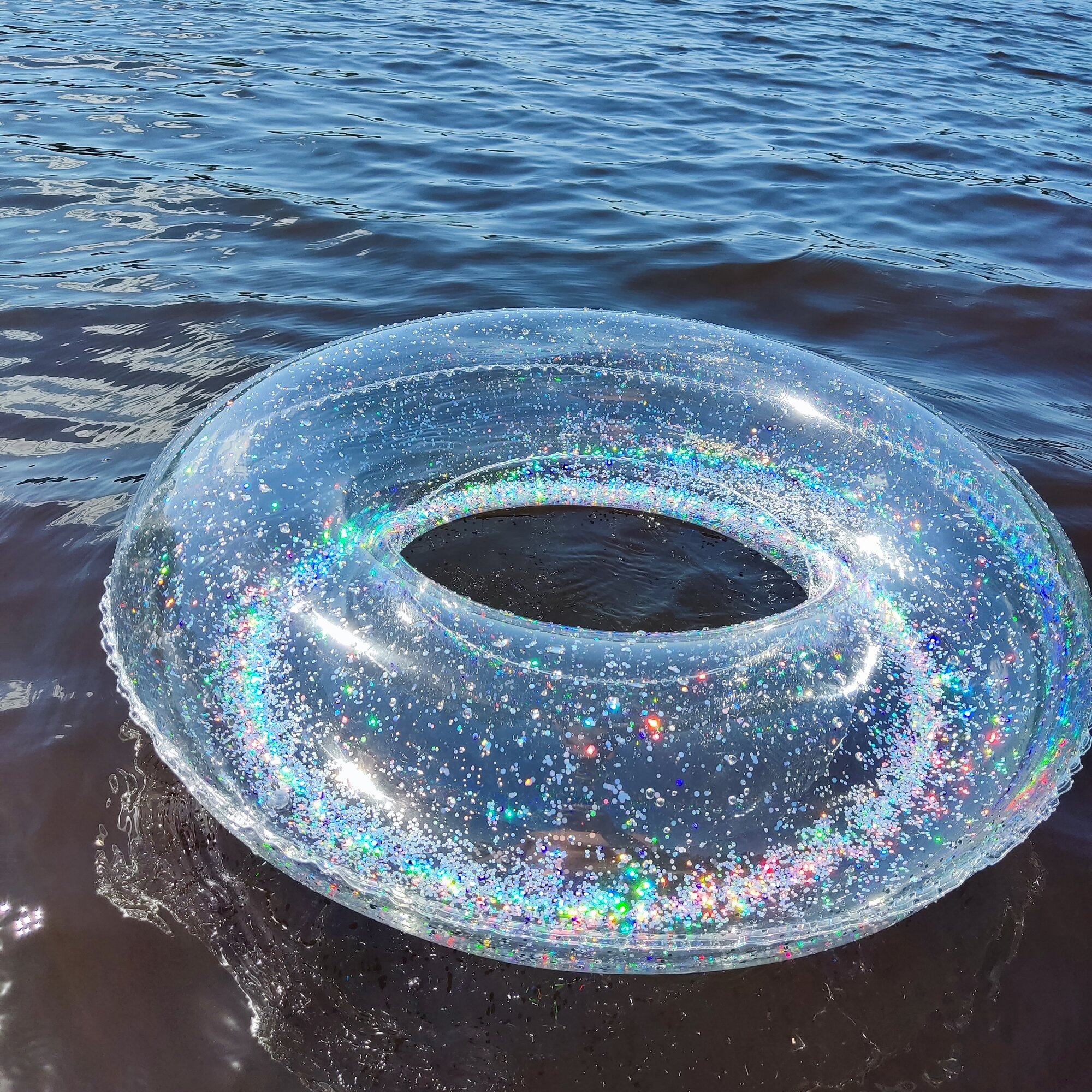 Красивый надувной круг с радужно переливающимися серебристыми блестками, диаметр 90 см