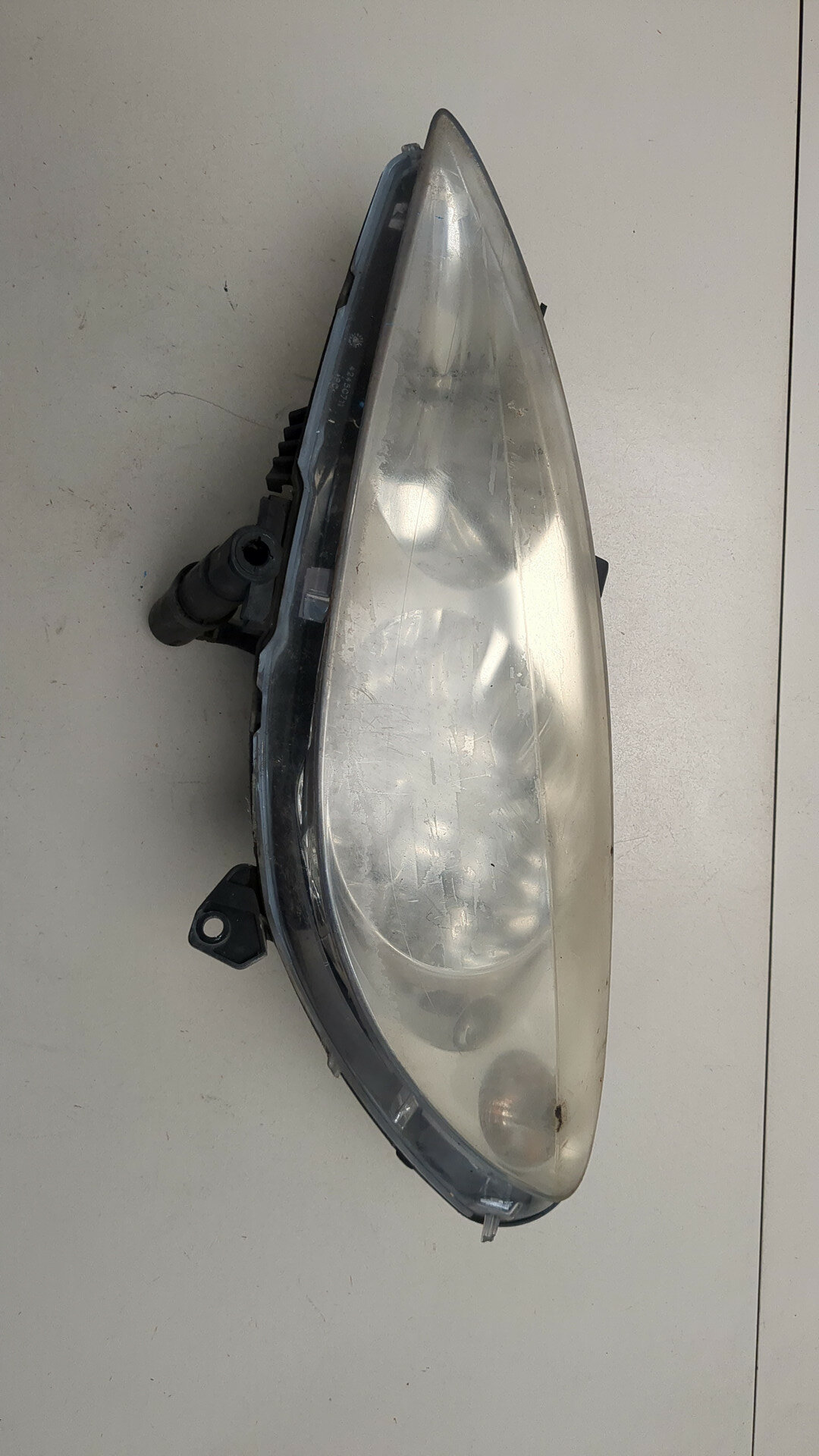 Фара (передняя) левая Peugeot 307 Б/У