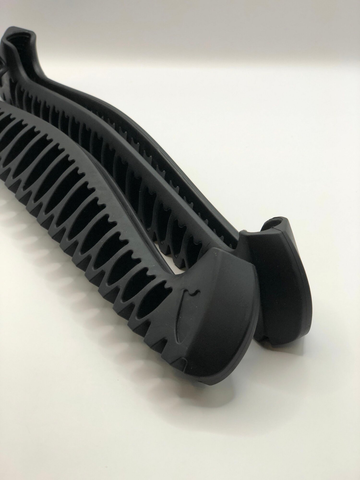 Чехлы для лезвий фигурных коньков RS Guard/ Русский Размер L (34-40)