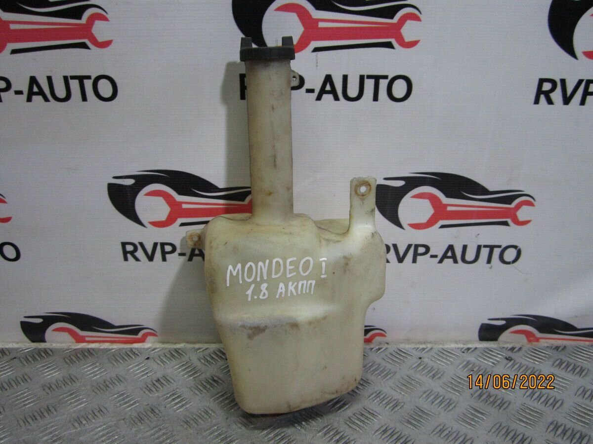 Бачок омывателя лобового стекла Ford Mondeo 1 93bg17618