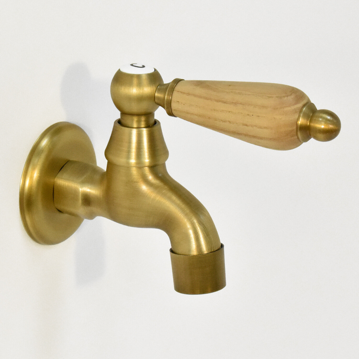 Кран для бани с деревянной ручкой FKS-3DS бронзовый