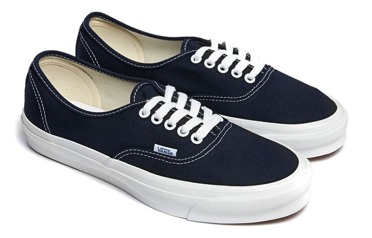 Кроссовки VANS Authentic, размер EU 44 стопа (28.5CM) — фото 1