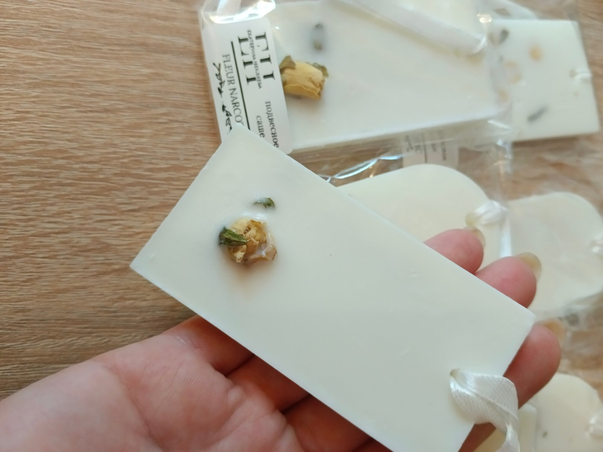 Ароматическое саше FLEUR NARCOTIC, подвесной, биоразлагаемый, для шкафов