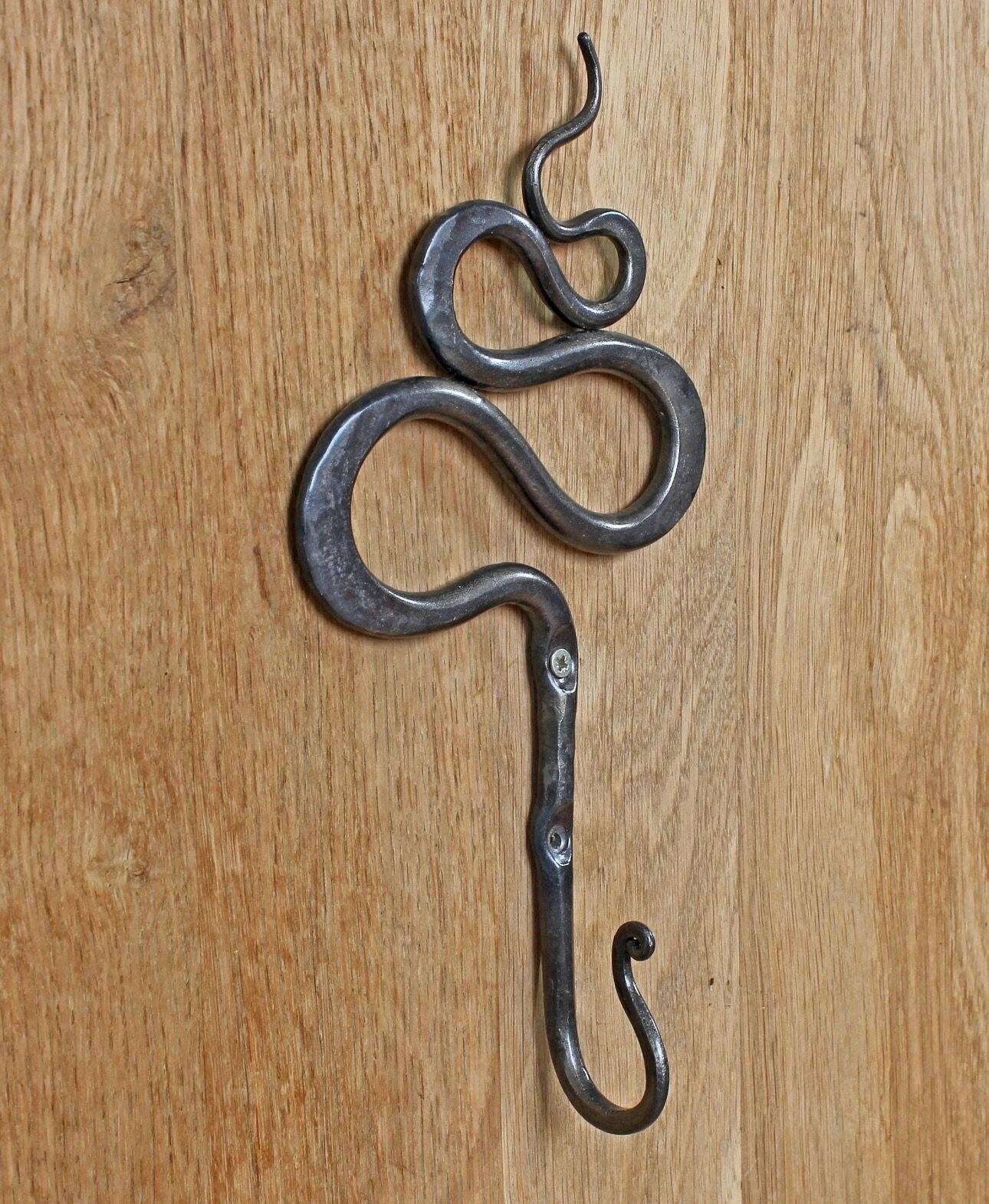 Крючок настенный кованый без покраски