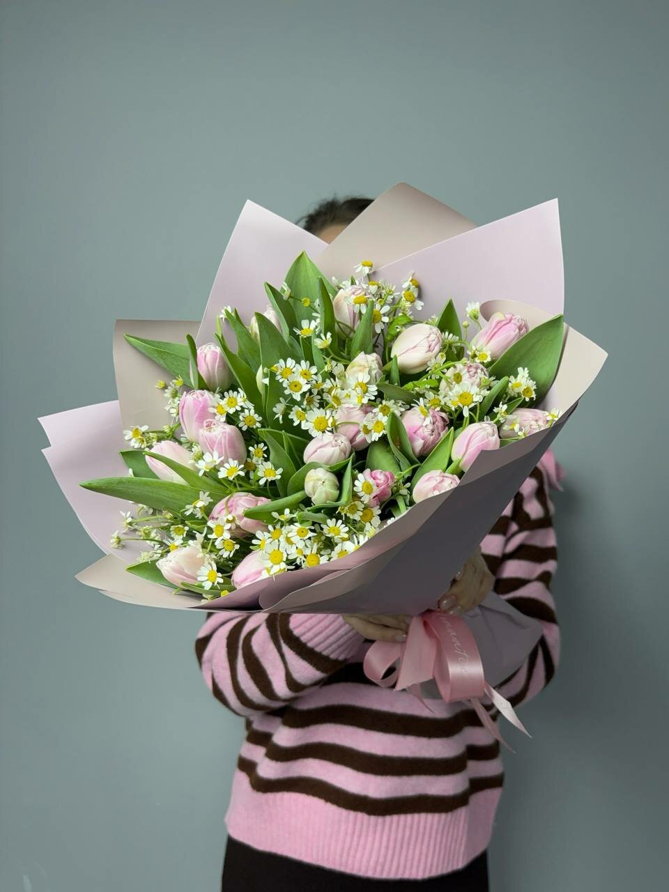 FRESH FLORA Розовое пробуждение – весенний букет тюльпанов с доставкой