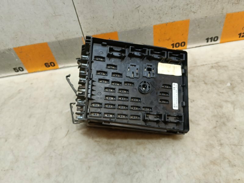 Б/У Блок предохранителей Volkswagen Passat B6 481691 VAG арт. 3C0937125A