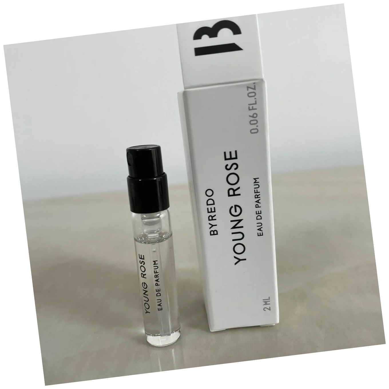 Парфюм Байредо Янг Роуз 2 мл пробник унисекс - Byredo Young Rose парфюмерная вода