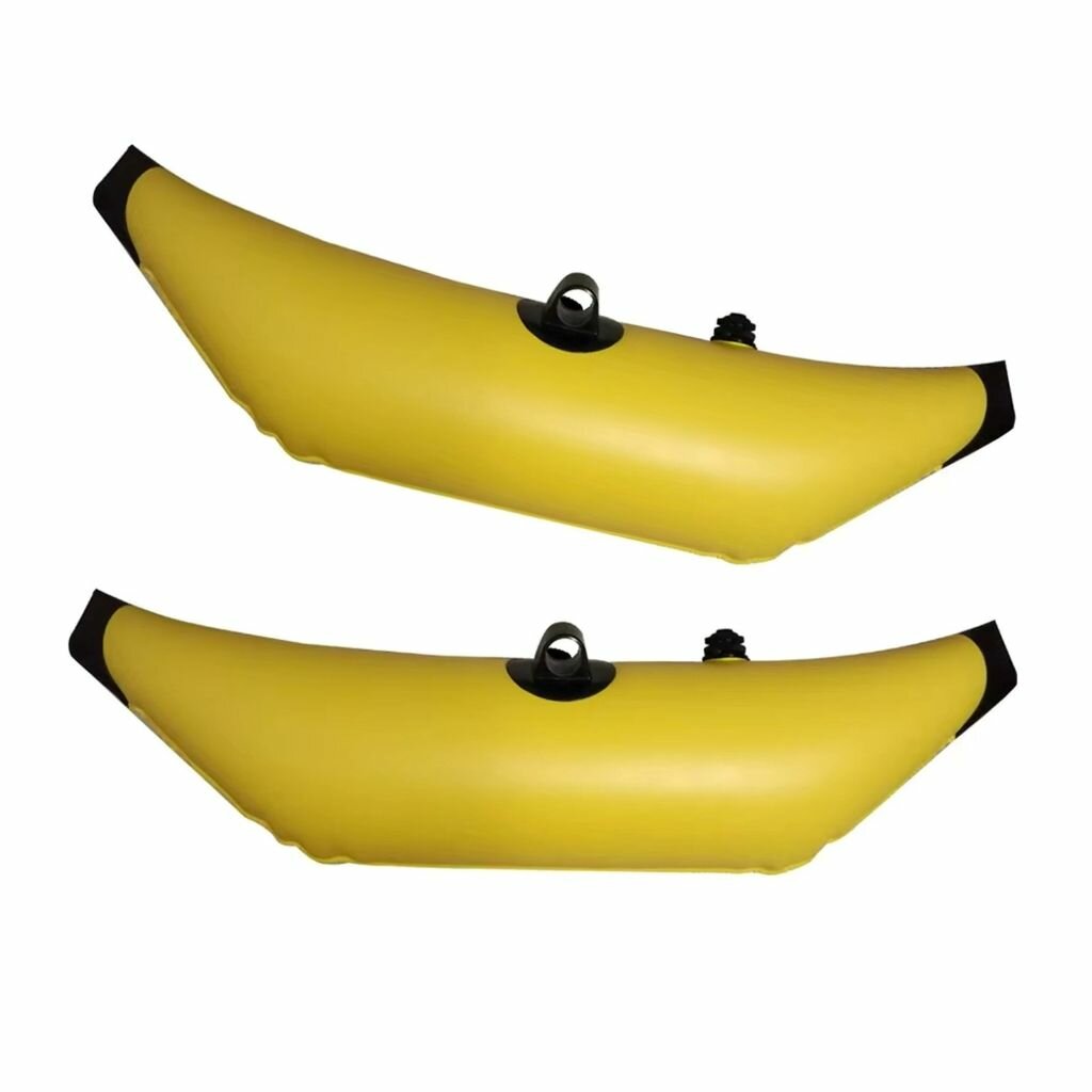 Каяк балансирует белый надувной понтон